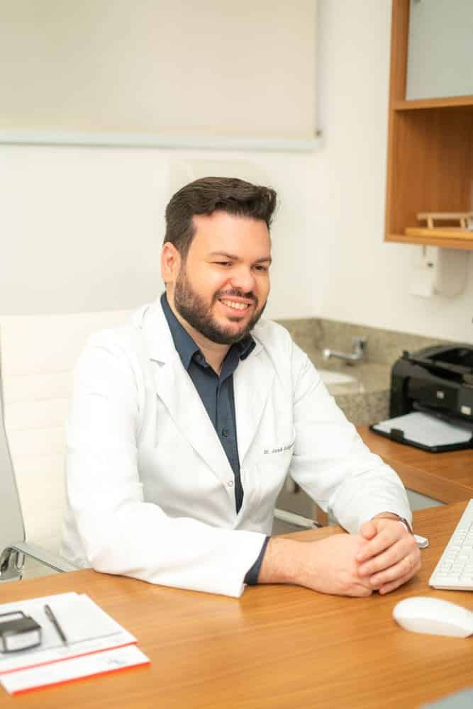 Dr. José Augusto Botelho – Oftalmologista em Campo Grande MS